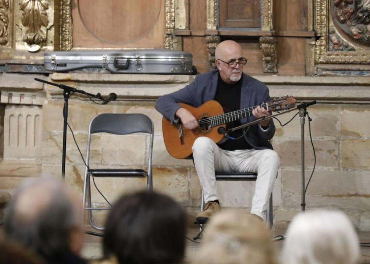 Armando Orbón ofrece un recital de guitarra en Gijón
