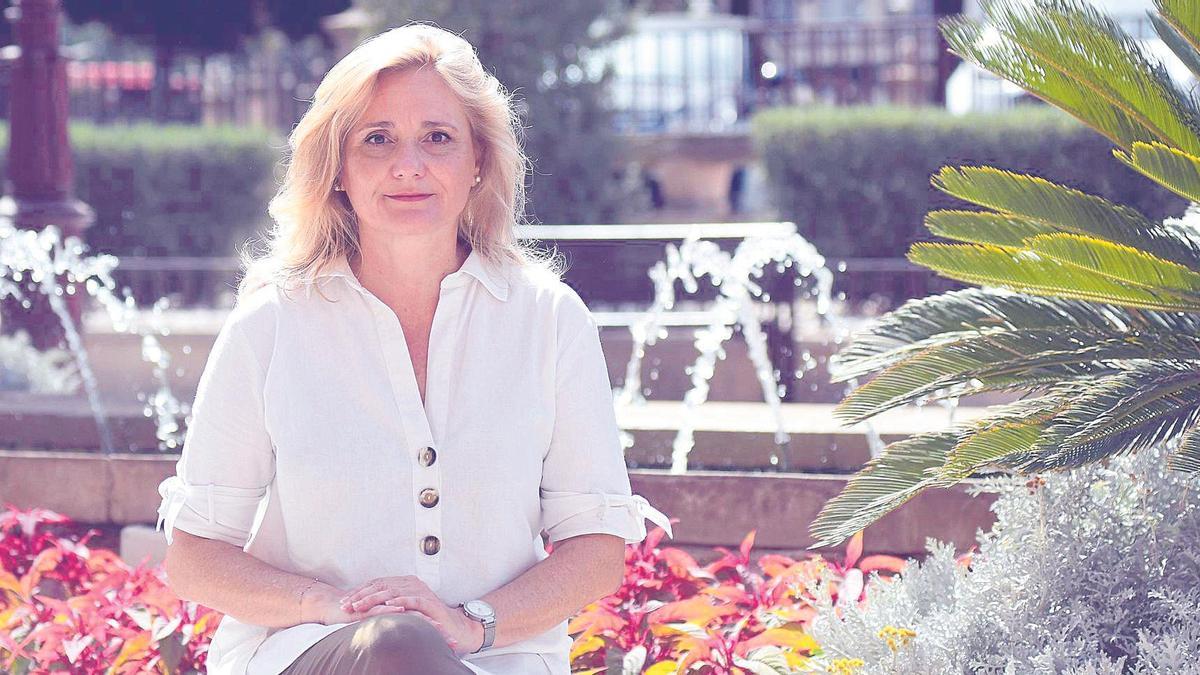 María Fuster (COP-RM): "Sin una red de amortiguación, aquel que sufre o ...