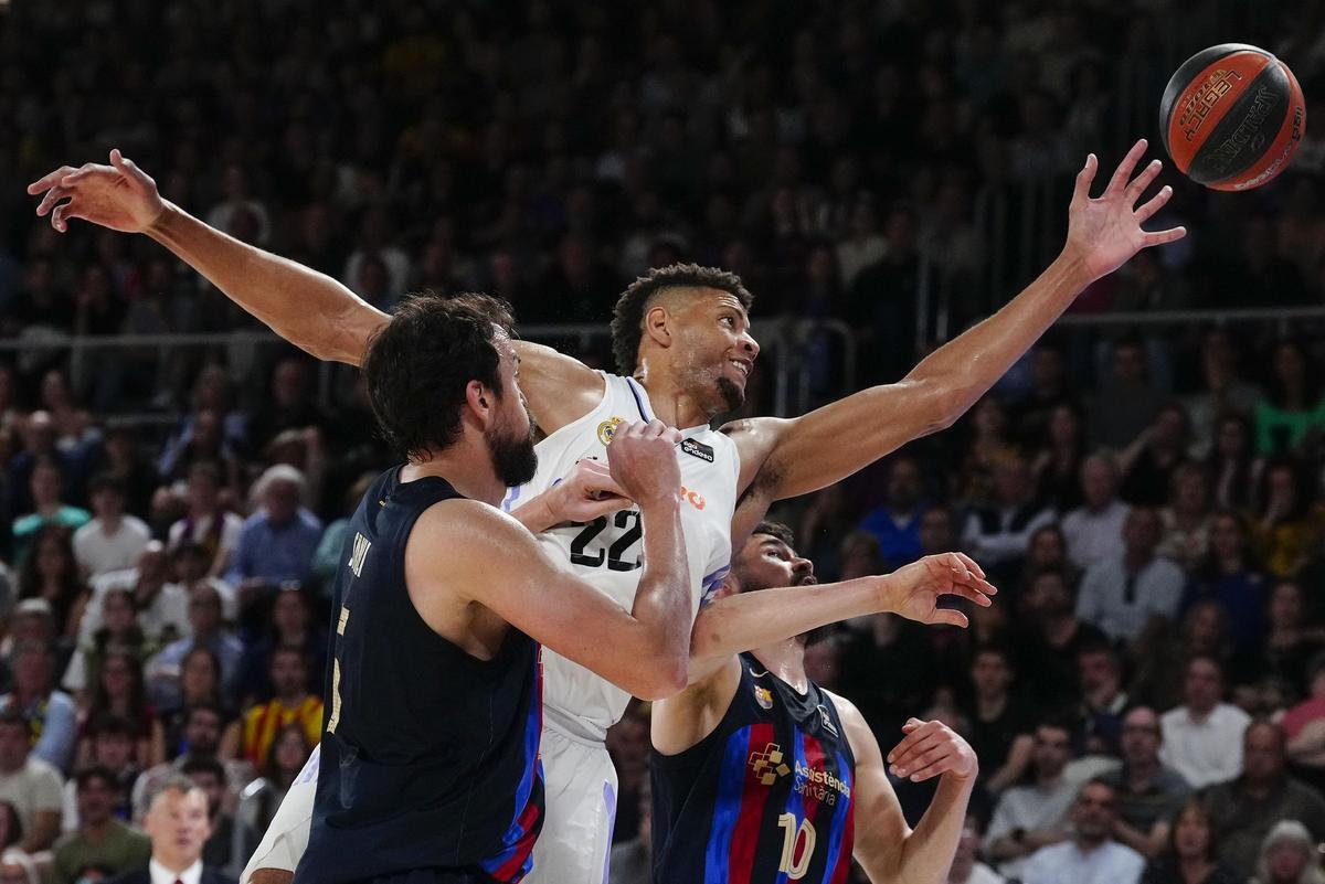 Liga ACB | Barça-Real Madrid, en imágenes - El Periódico Extremadura
