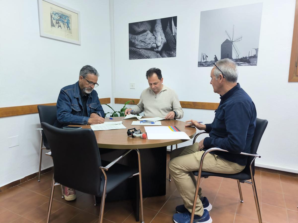 Ràdio Illa: El Consell de Formentera firma el convenio 2024 con Ràdio ...