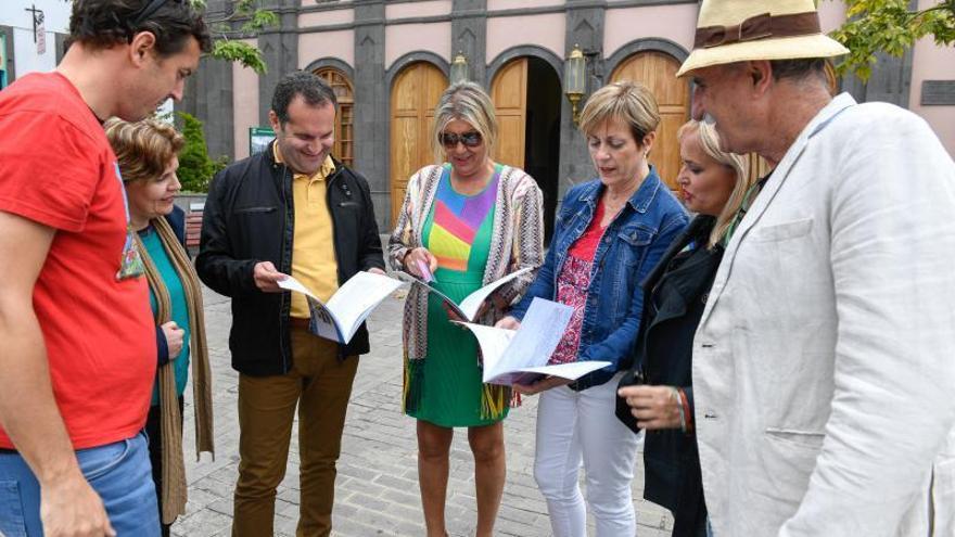 Plácido y Pablo Checa presentan un libro sobre Arucas