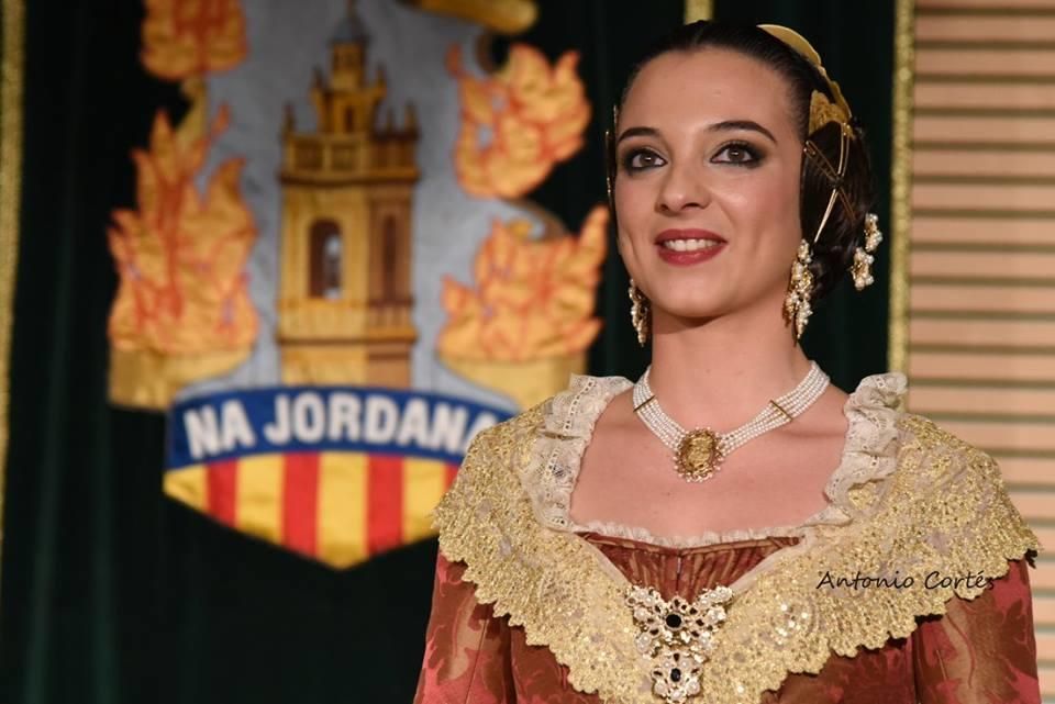 NURIA LLOPIS FALLERA MAYOR NA JORDANA 2018