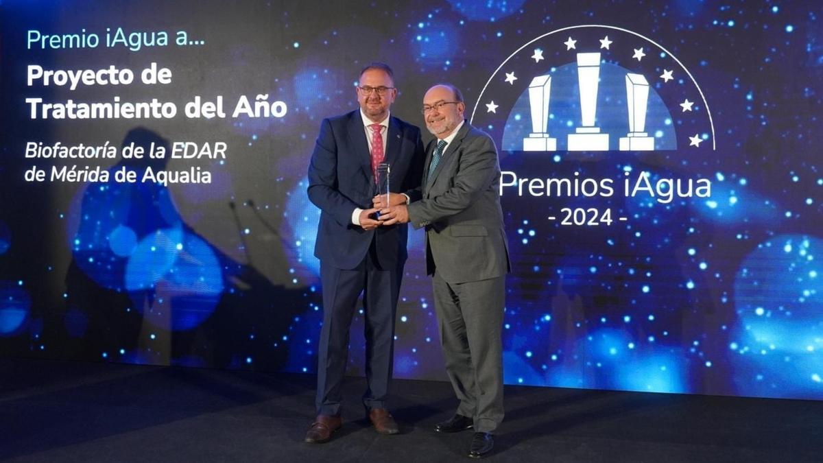 La planta de tratamiento de aguas con microalgas de Mérida logra un ...