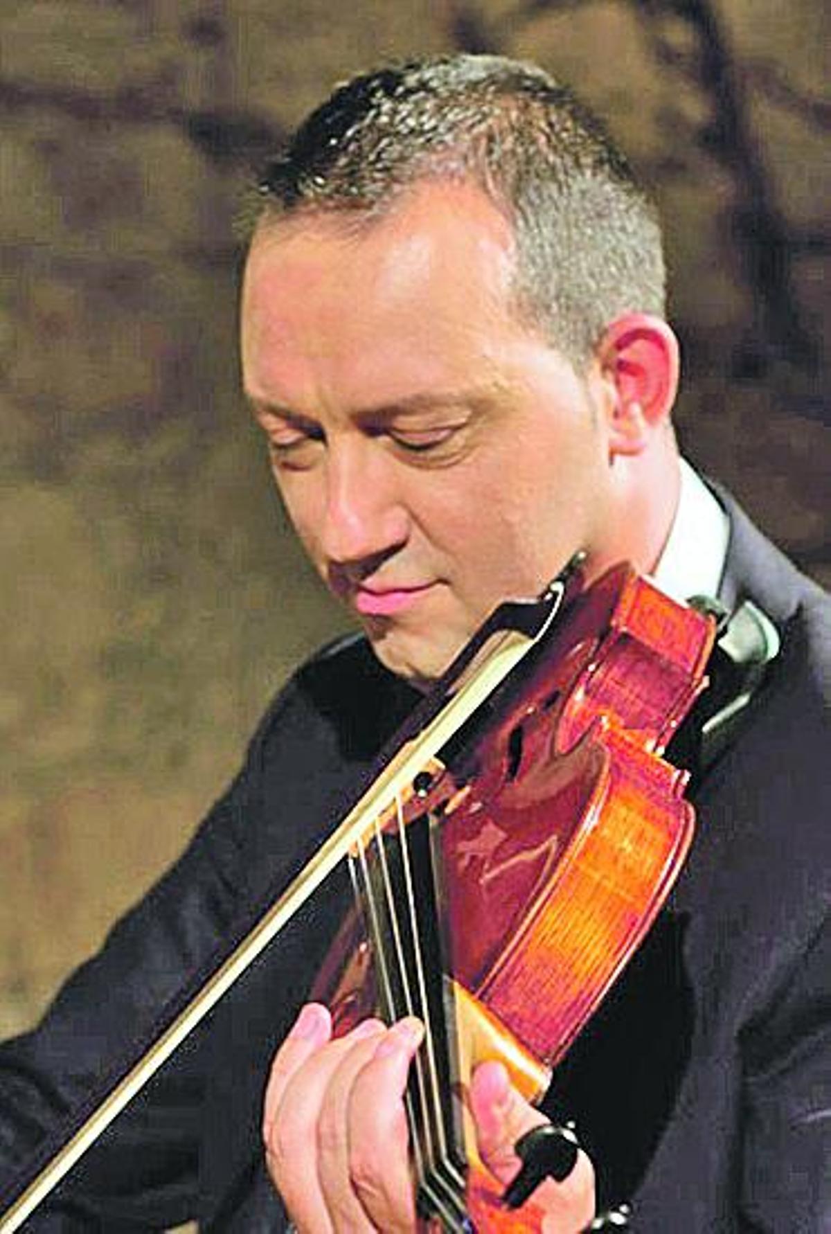 El violista Luis Magín y el pianista Daniel del Pino actúan hoy en el ...