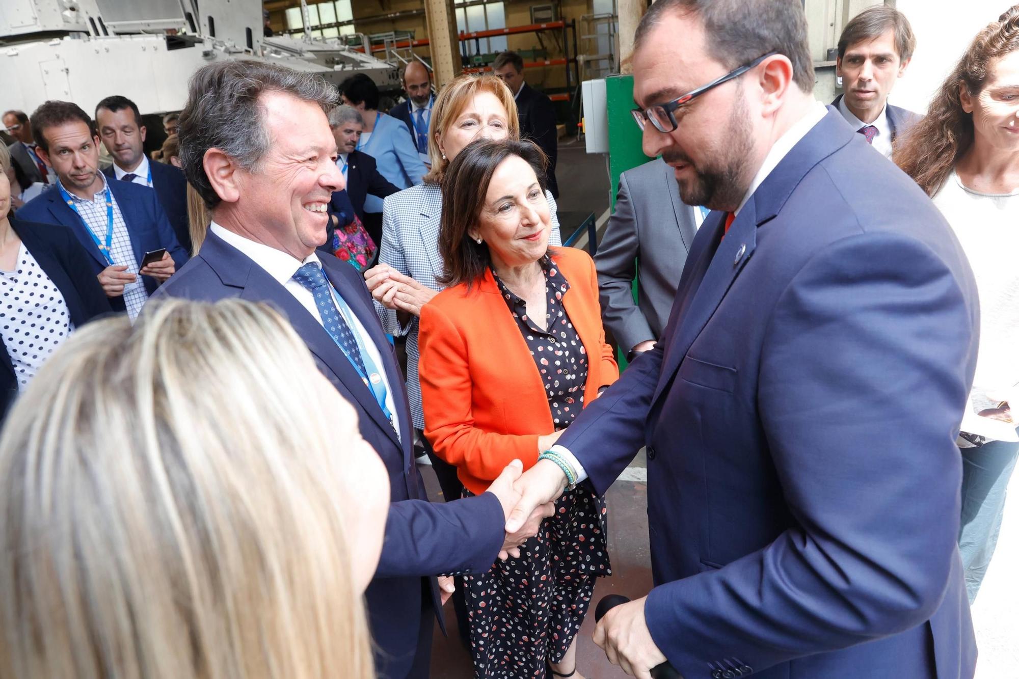 La visita de la Ministra Robles a la fábrica de Armas de Trubia