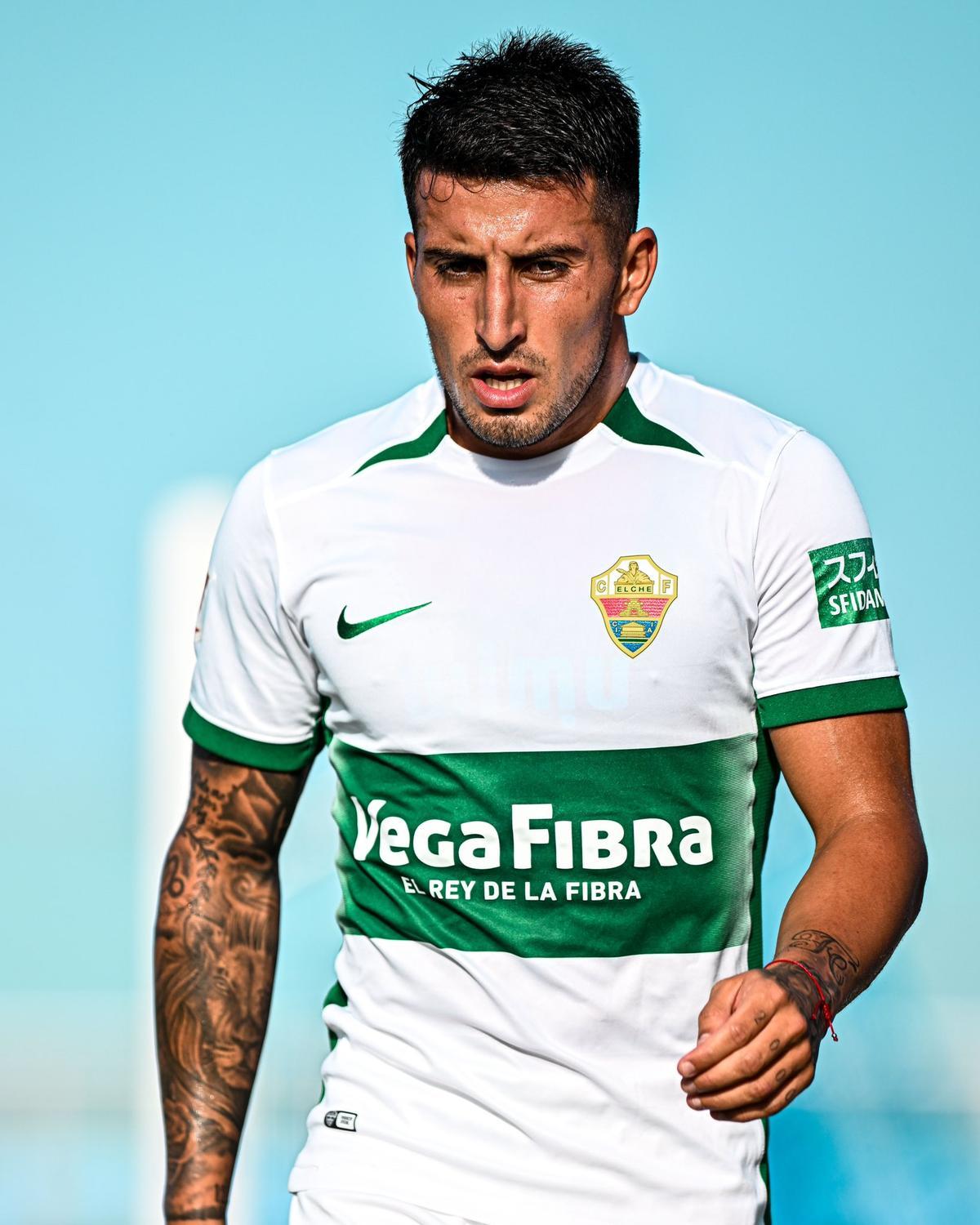 El Elche pendiente Nico Fernández para debut liguero ante el Huesca