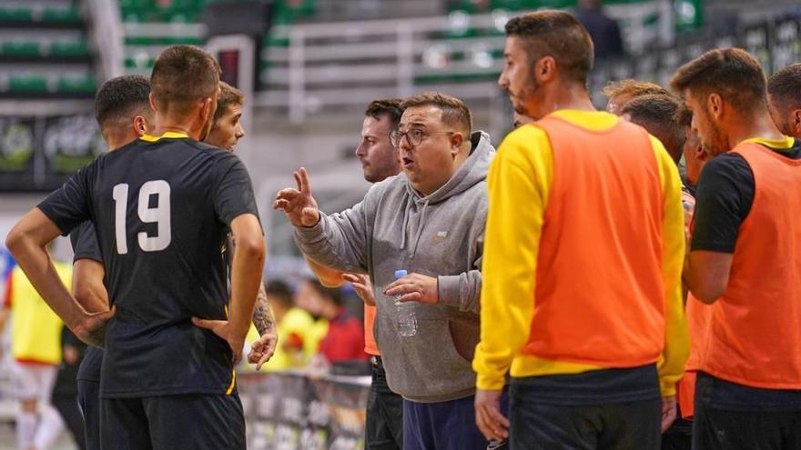 El recién ascendido Bambatán Rena renueva a su entrenador - El ...