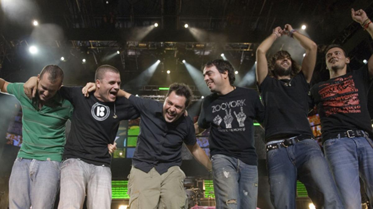 El Canto del loco sigue triunfando - Woman