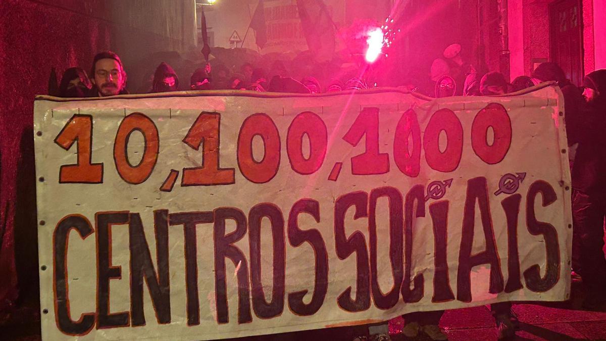 Protesters use flares and firecrackers during a second demonstration ...