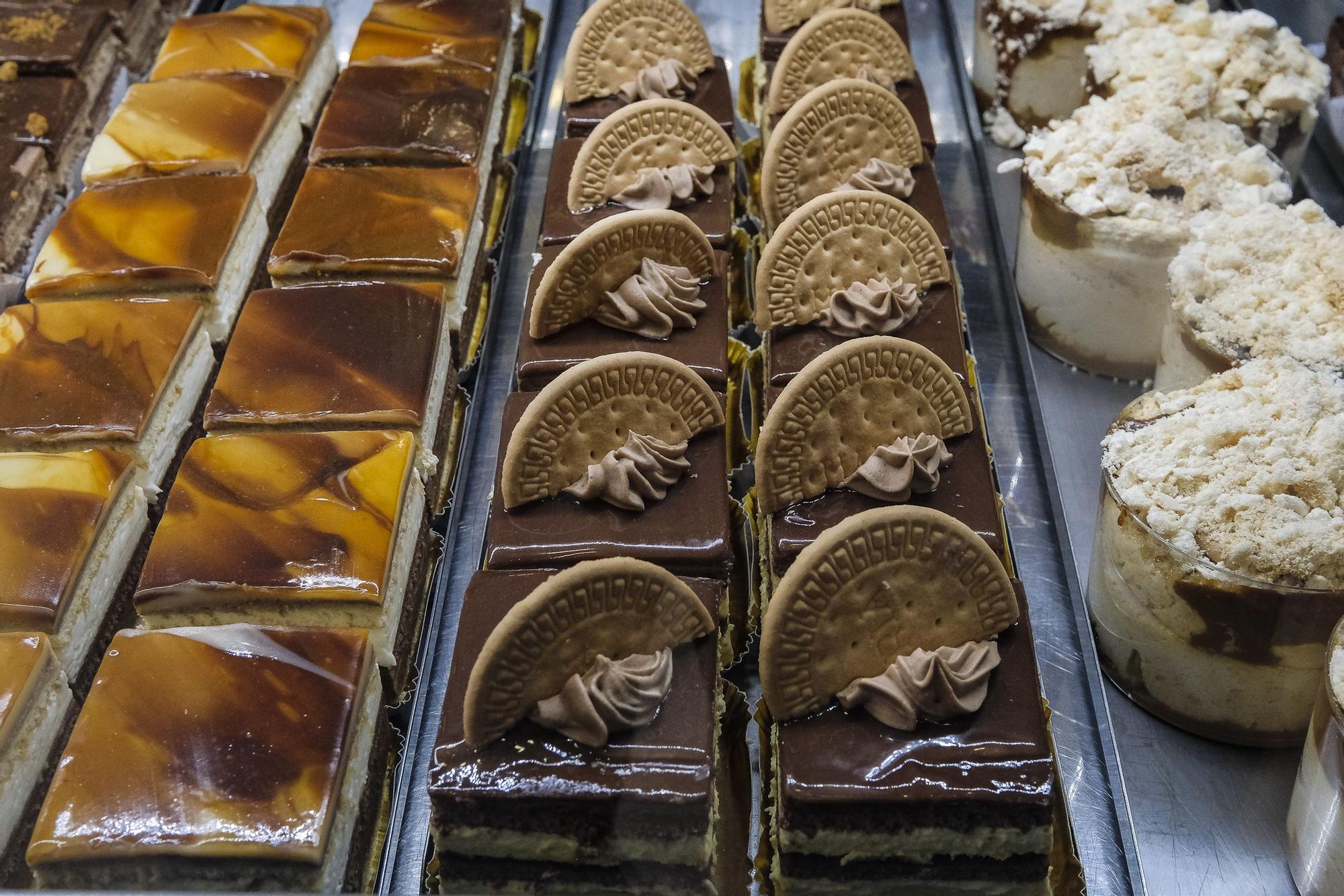 FOTOS: Dulcería Colomar, que lleva abierta desde 1945