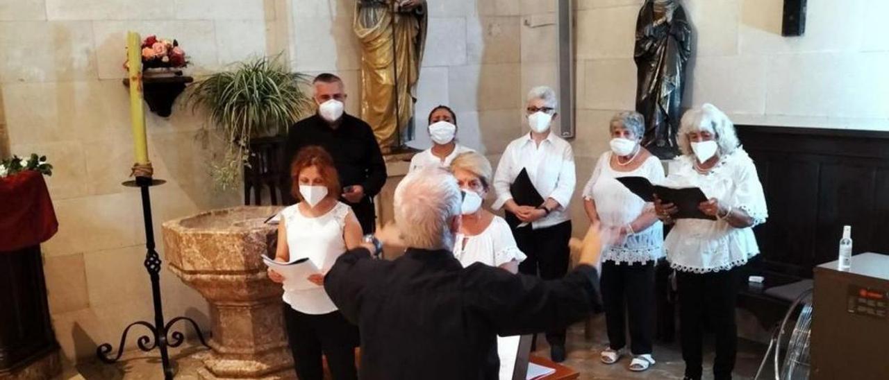 El tradicional ‘Goig de Sant Bartomeu’ ya no se canta "de memoria" en ...