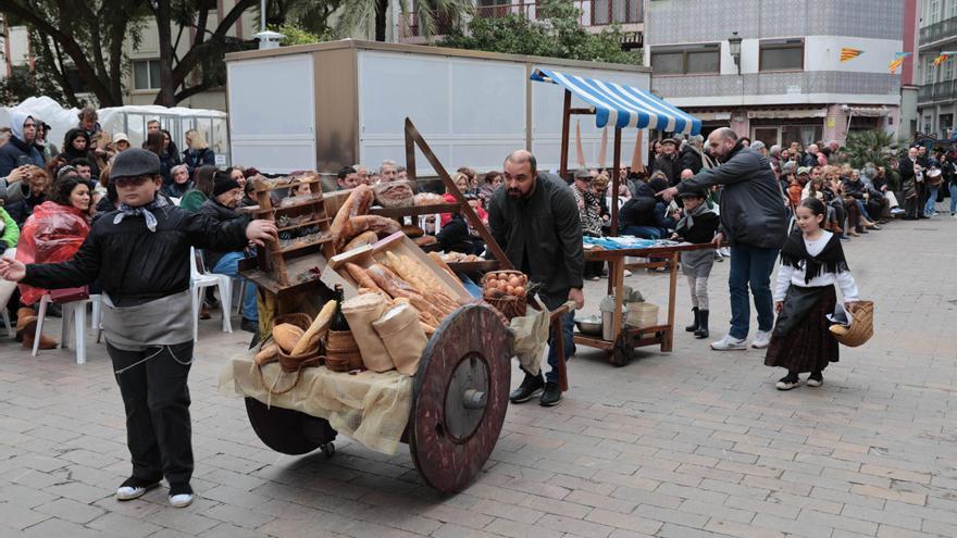 Así se interpreta El Fallero el "Cant de l'Estoreta" de la Plaza del Árbol