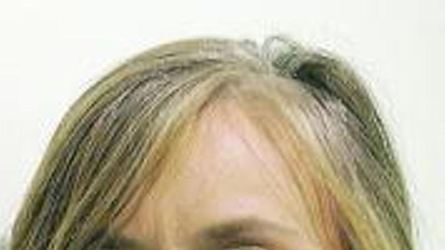 Kelly regresa a Madrid en blanco y negro