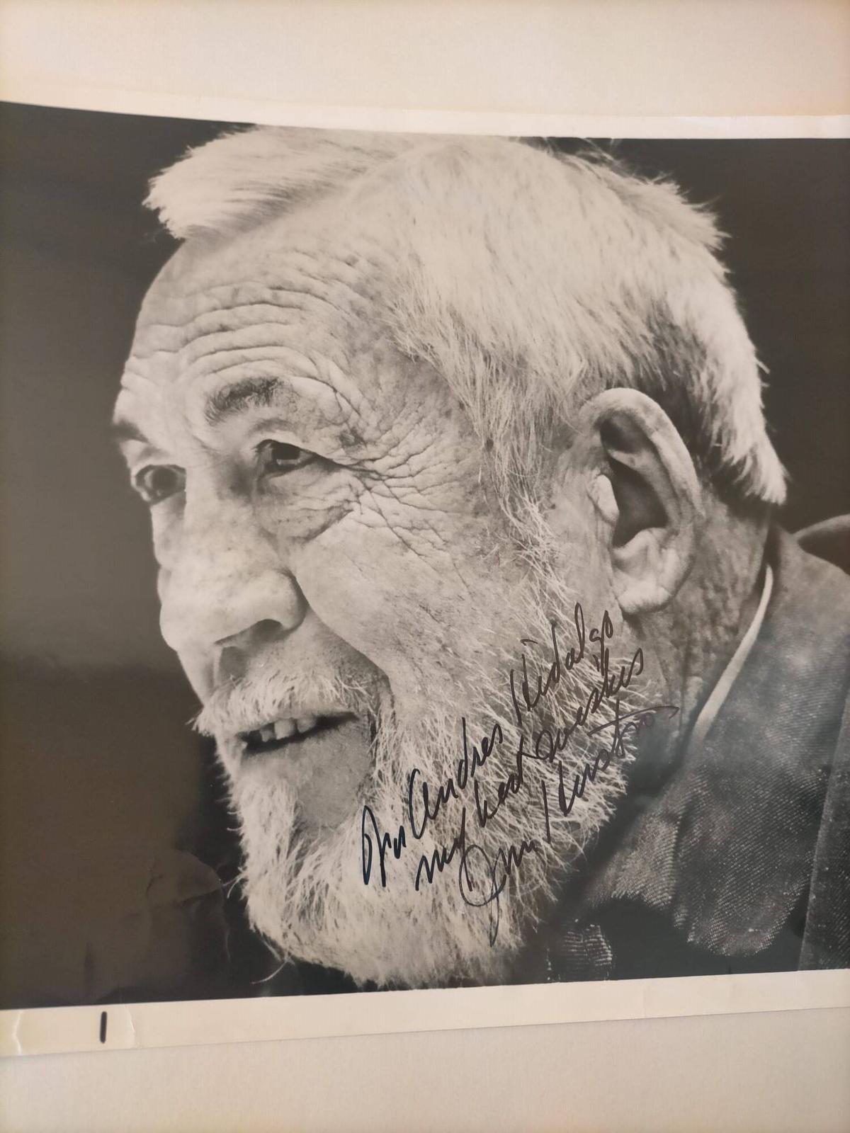 Firmas Artistas I El malagueño Andrés Hidalgo, el rey de los autógrafos