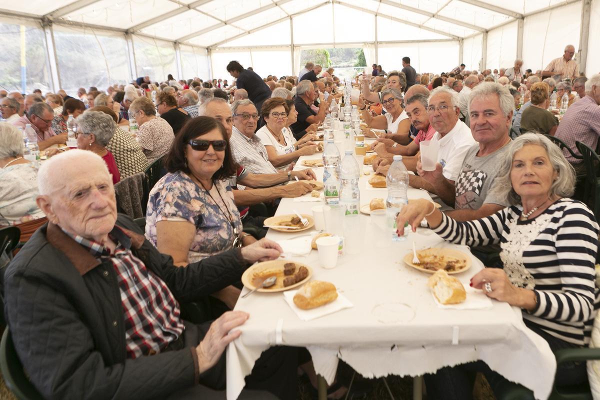 EN IMÁGENES: Los mayores de Gozón vuelven a reencontrarse en Moniello