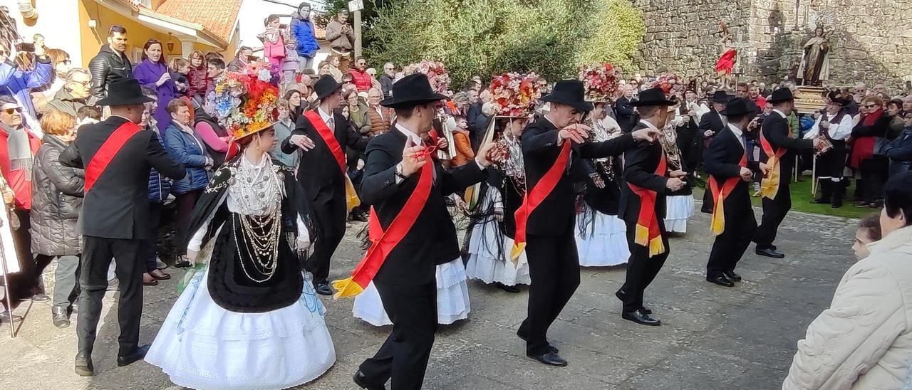 Vuelve la Danza a Aldán