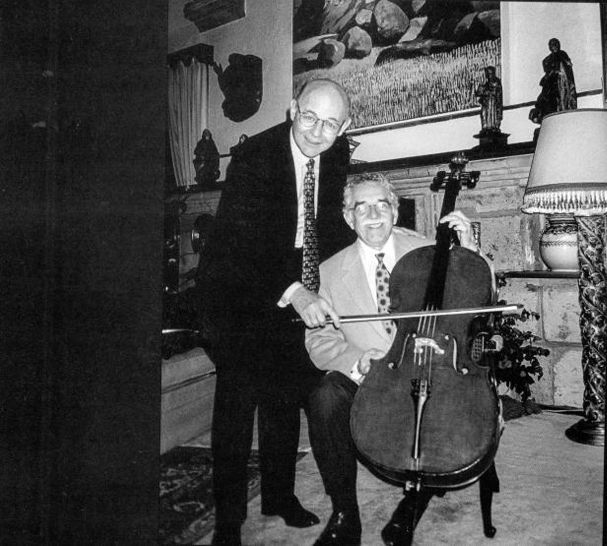 La fructífera vida musical de Carlos Prieto y "Miss Cello" - La Nueva ...