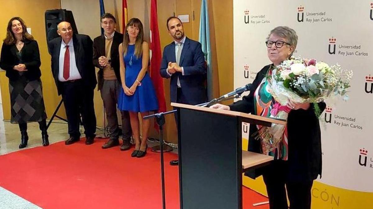 La Universidad Rey Juan Carlos premia a profesora de Montilla Carmen ...