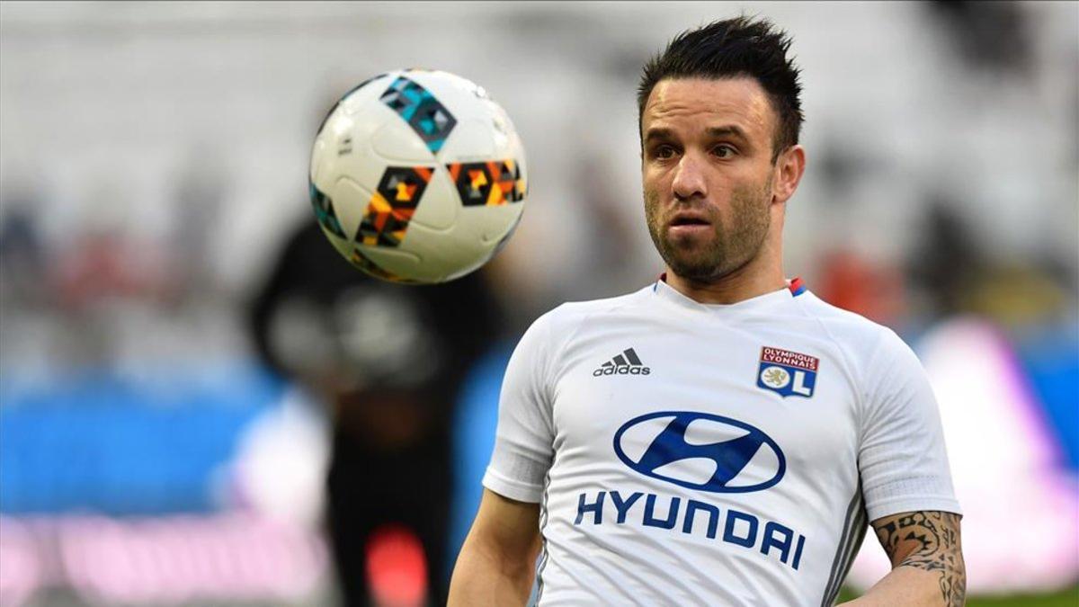 Las novatadas que hicieron llorar a Mathieu Valbuena