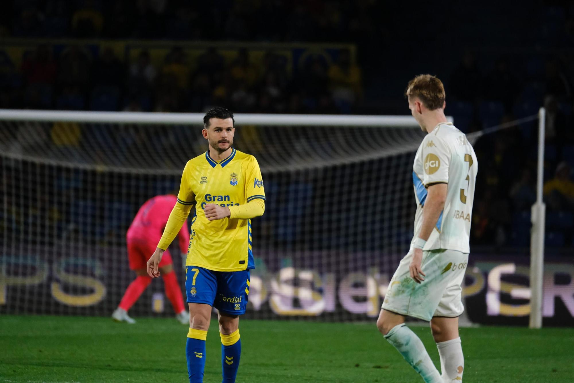 UD LAS PALMAS: La UD Las Palmas vive su mercado de invierno más agitado ...