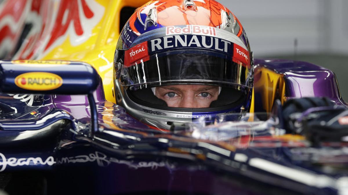 Los Red Bull de Sebastian Vettel y Mark Webber dominan
