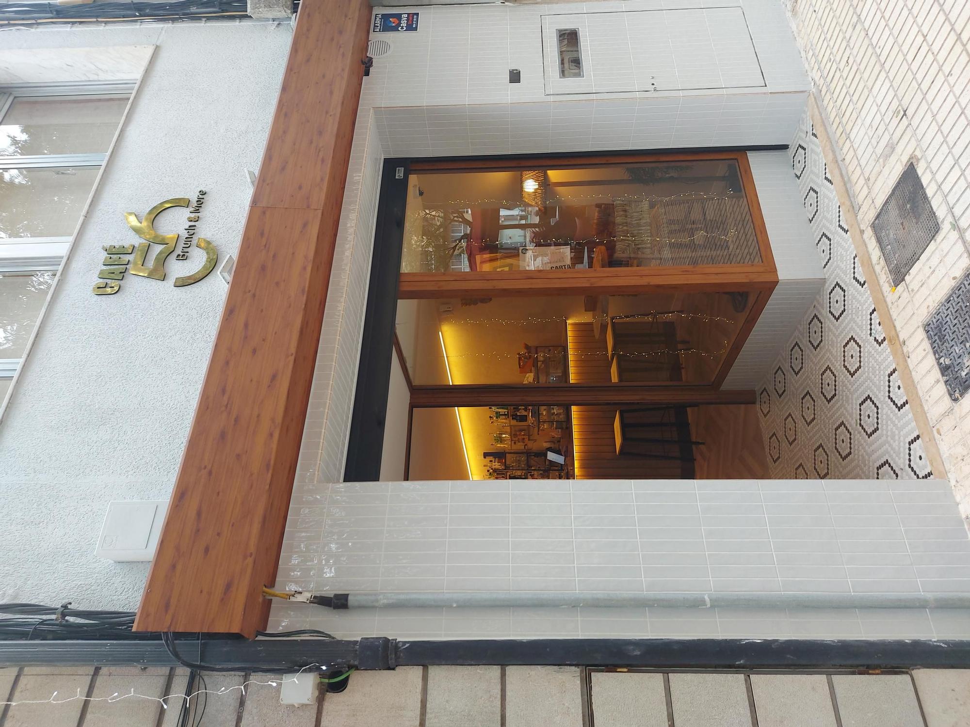 Café 56 amplía el horario de domingo