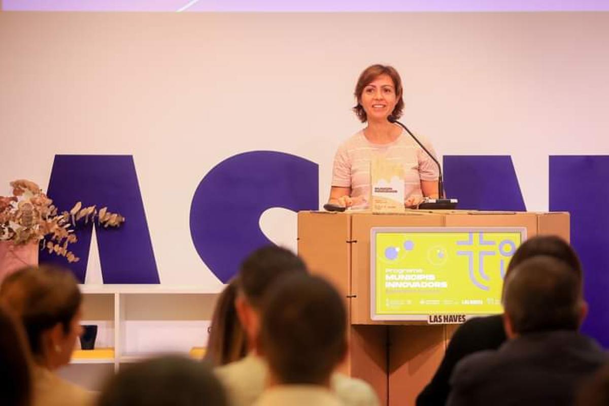 Dénia expone los avances para ser una ciudad amigable