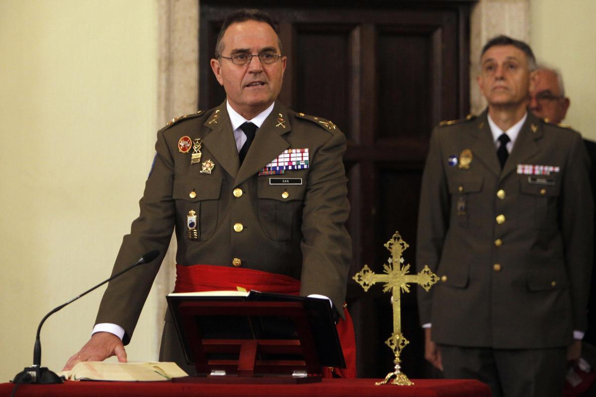 Dana VALENCIA: El "general aventurero" otra vez al filo de lo imposible