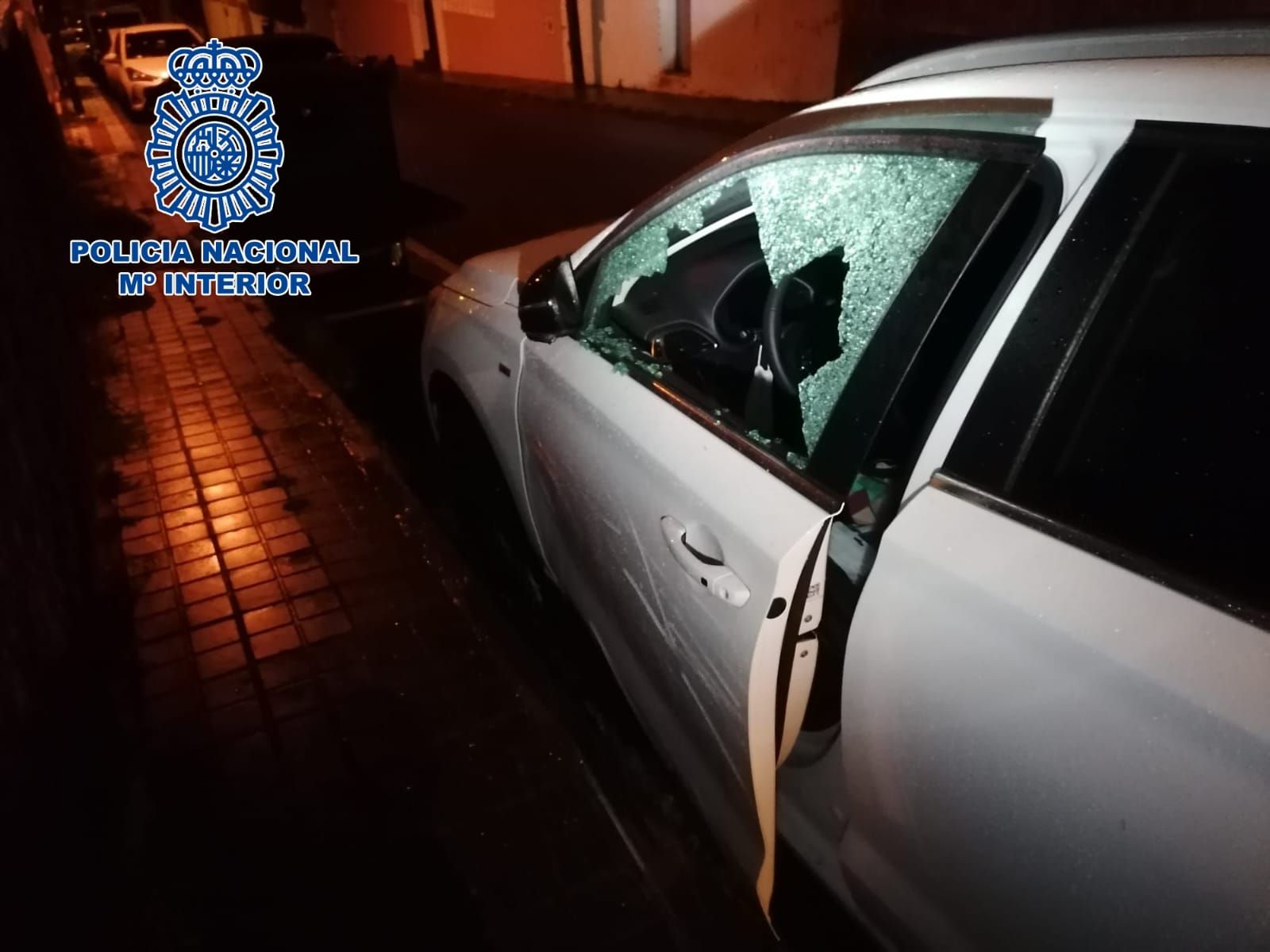 La Policía Nacional Detiene A Dos Menores De Edad Por Robar En Coches