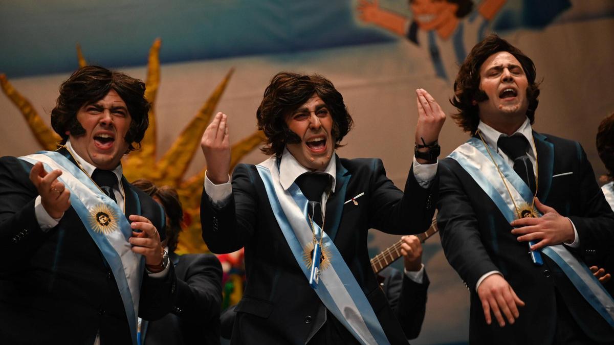 POLÉMICA MILEI ARGENTINA COMBA 2025 | El Milei de la murga De Turuta madre llega con polémica ...