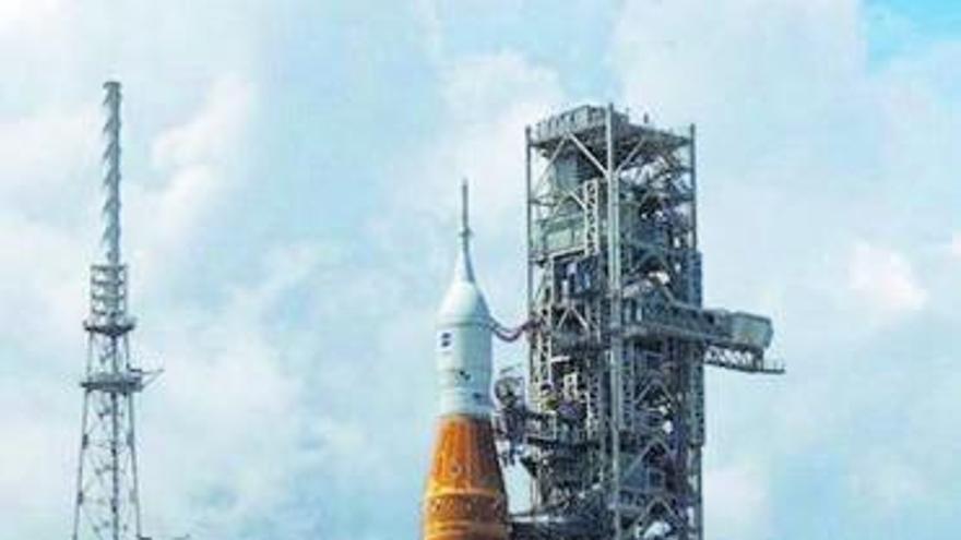 La NASA vuelve a intentar esta tarde el lanzamiento del cohete Artemis I