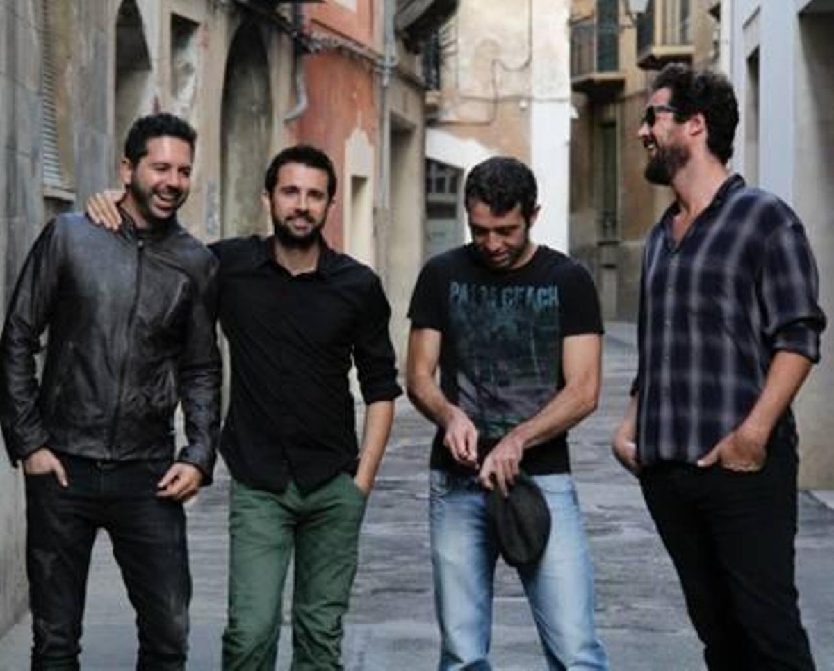 Roulotte echa a rodar con "canciones descaradas"
