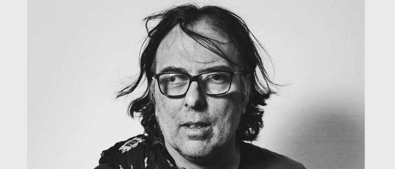 Paco Loco, la historia de su "fábrica" en un libro - La Nueva España