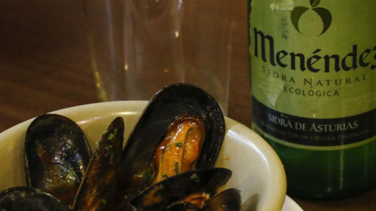 En Gijón, los jueves se disfruta "de culín en culín" - La Nueva España