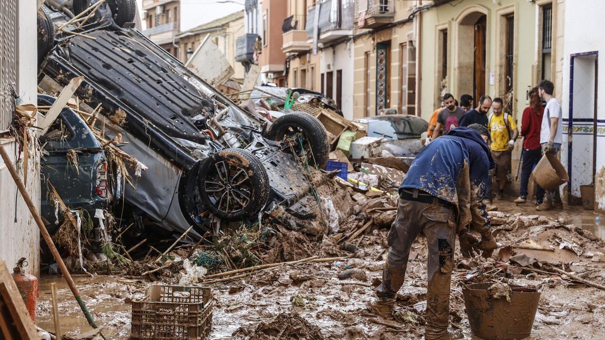 Valencia ein Jahr nach der Flut: Wiederaufbau und Wut