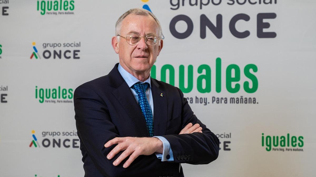 José Miguel Luque renueva como director de la ONCE en Málaga - La ...