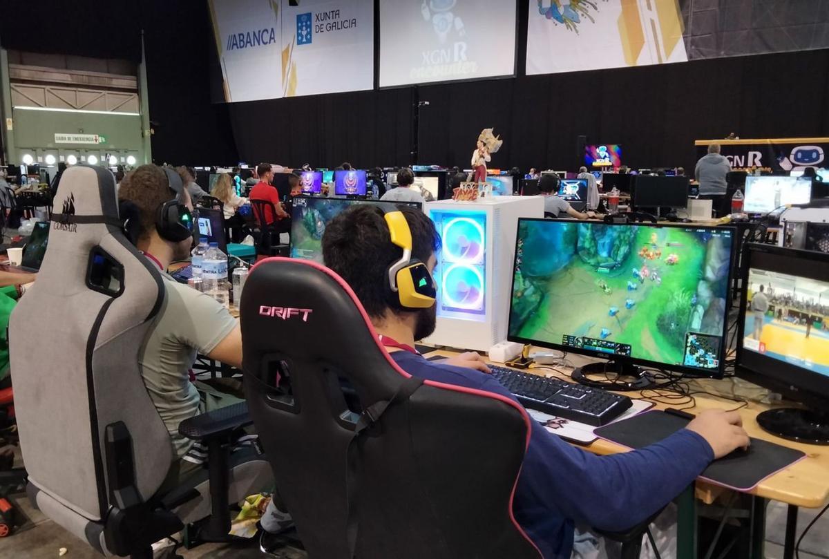 La feria informática de Silleda repartió este año más de 6.000 € entre ...