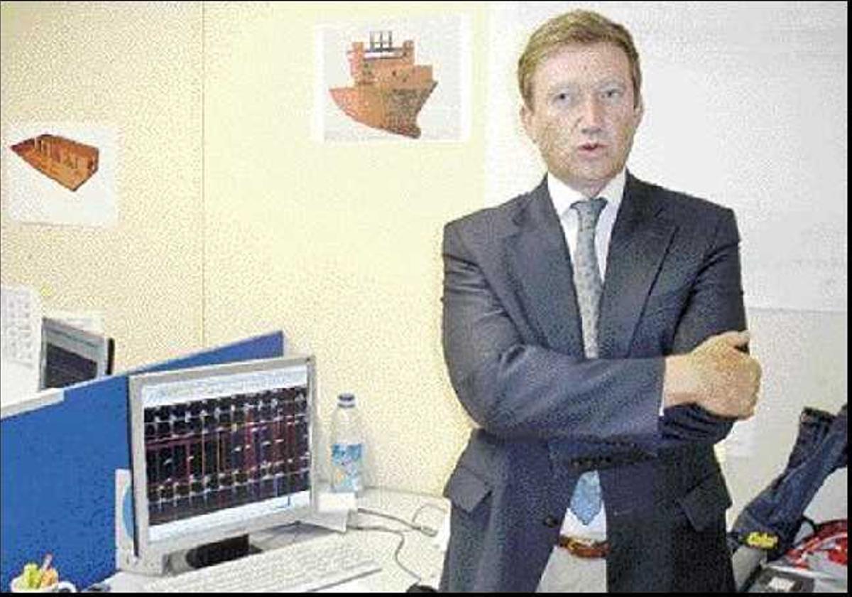Manuel Moreu Munáiz, decano del Colegio de Ingenieros Navales y ...