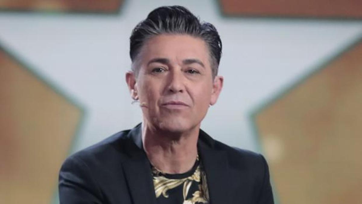 Ángel Garó la vuelve a liar con un vídeo en el que explica a quién votar