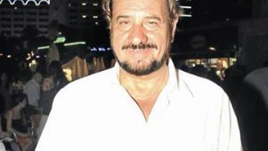 El cantante emilio josé, miembro del jurado top woman - El Periódico ...