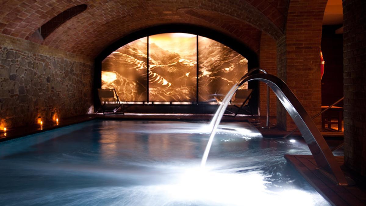 Sumérgete en el spa del hotel H1898 - Woman