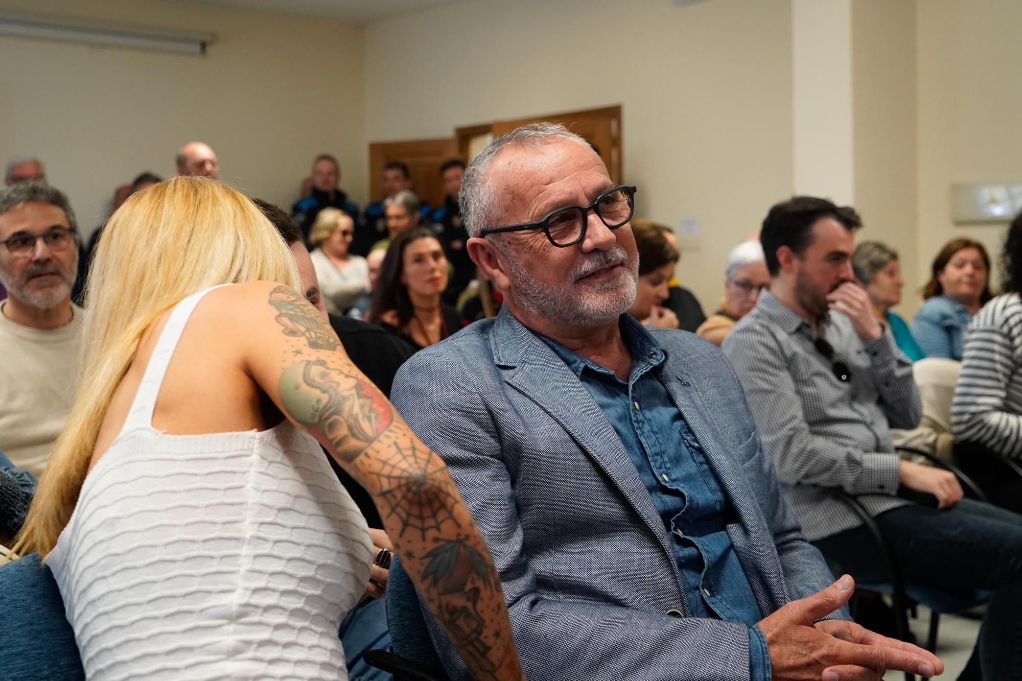 María Pan toma posesión como primera alcaldesa de Cambre