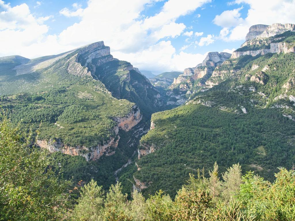 Sobrarbe: un geoparque único en los pirineos - Viajar