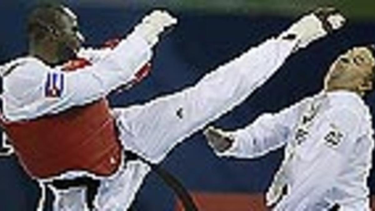 Suspendido de por vida un taekwondista cubano y su entrenador por dar ...