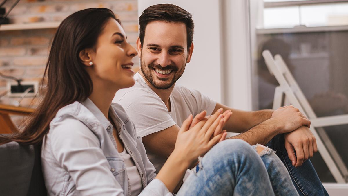 ¿Cómo ayudar a mi pareja con apego emocional? Siete consejos que funcionan