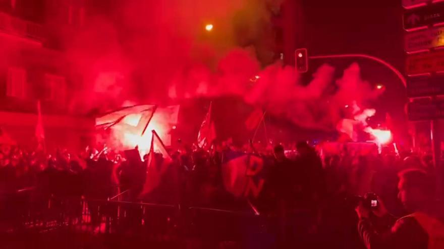 El escrache en Ferraz contra la amnistía, en la noche del 16 de noviembre.