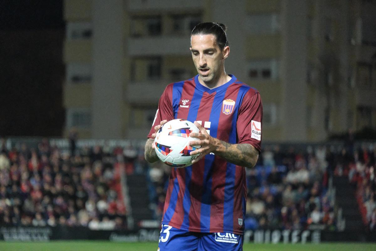 Marc Mateu: "Se generaron unas expectativas sobre el equipo que no eran ...