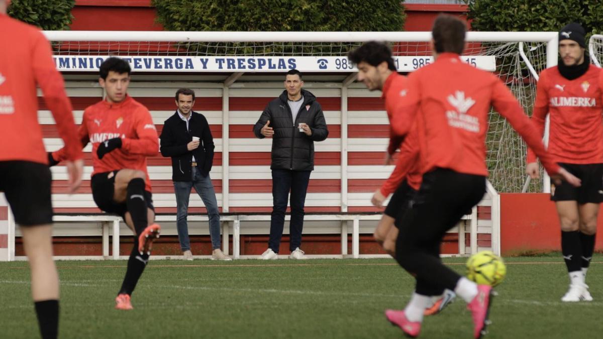 Cambios estructurales en el Sporting: Oliván debuta como titular y Manu ...