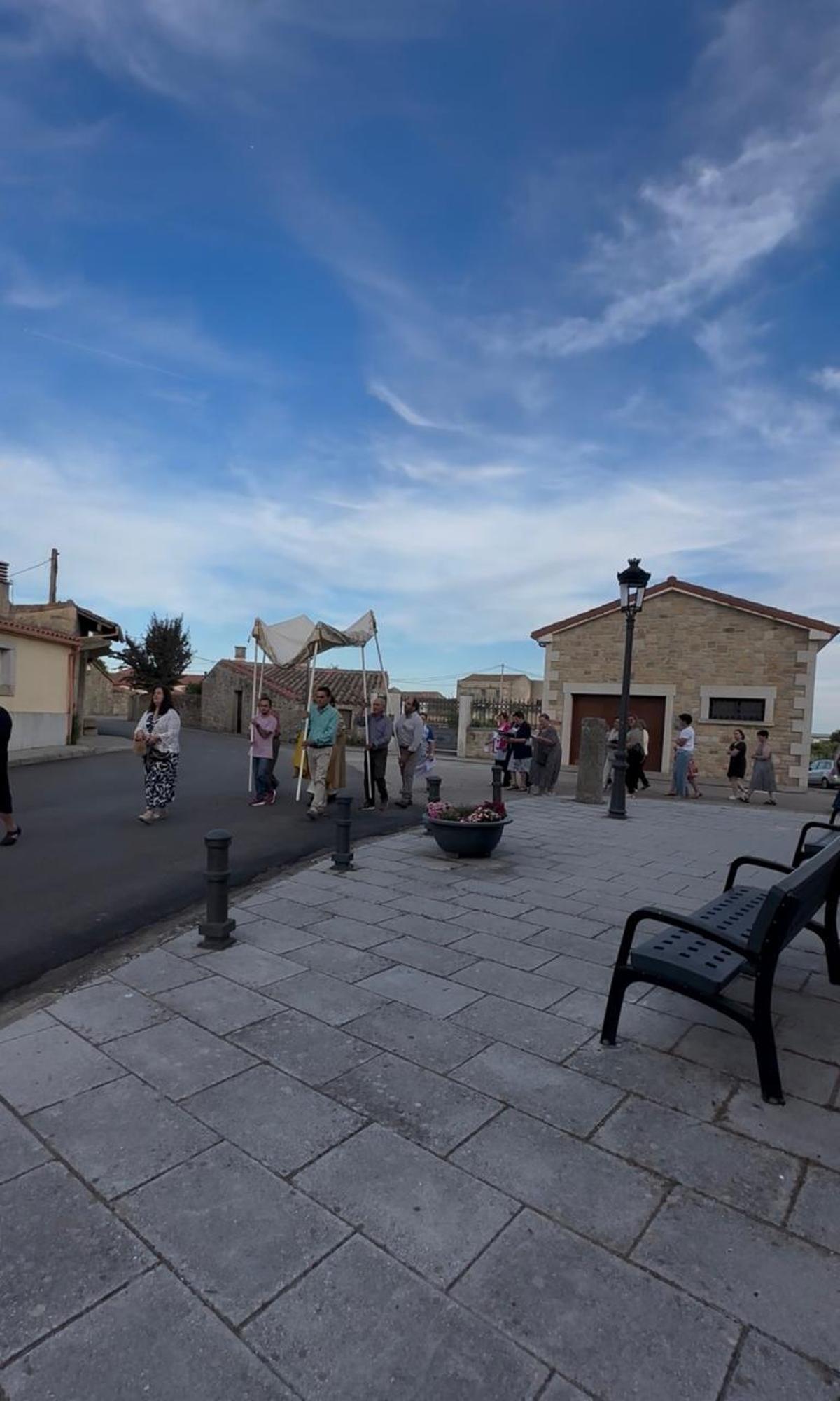 GALERÍA | El Corpus Christi impregna de devoción los pueblos de Zamora