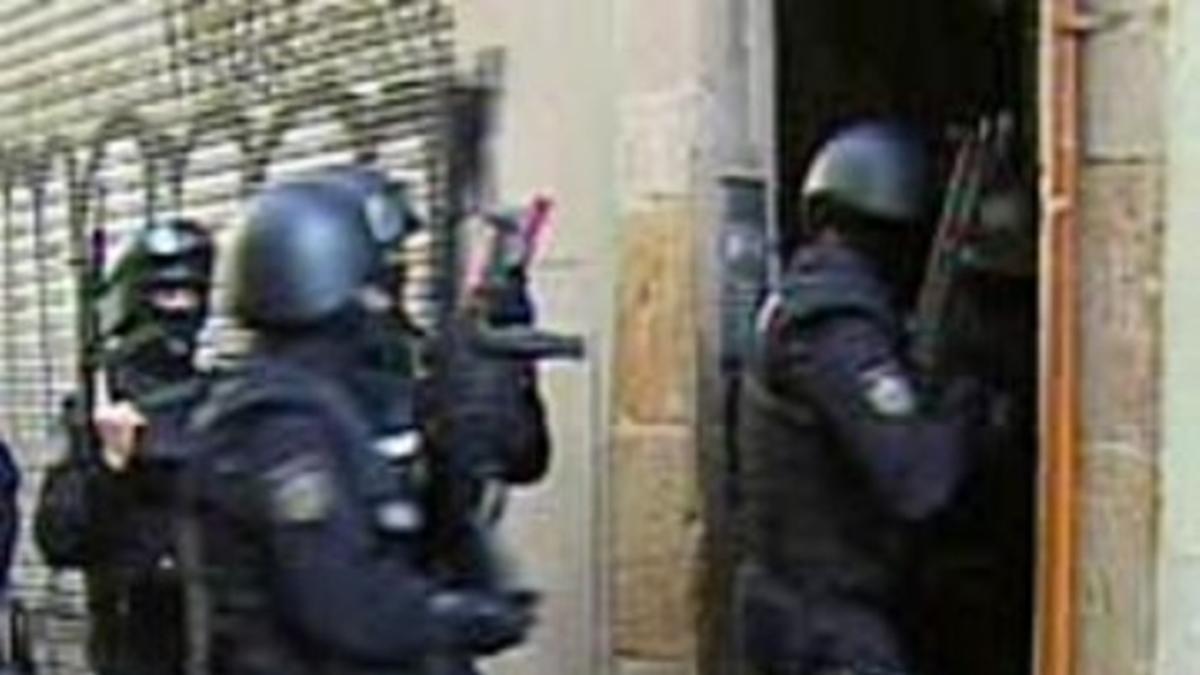 30 Detenidos Tras Una Redada Contra La Prostitución En El Raval El